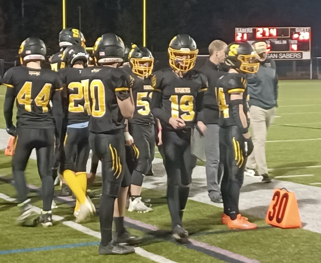 Sabers suffer first loss thanks to Pelham TD in final minute | News ...